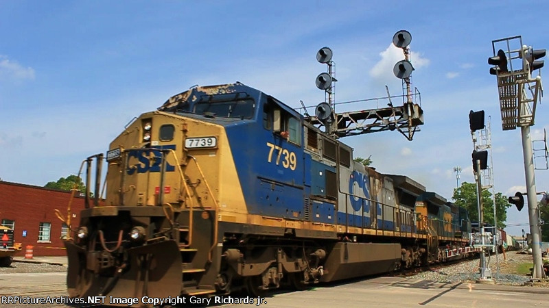 CSX 7739 & 7715